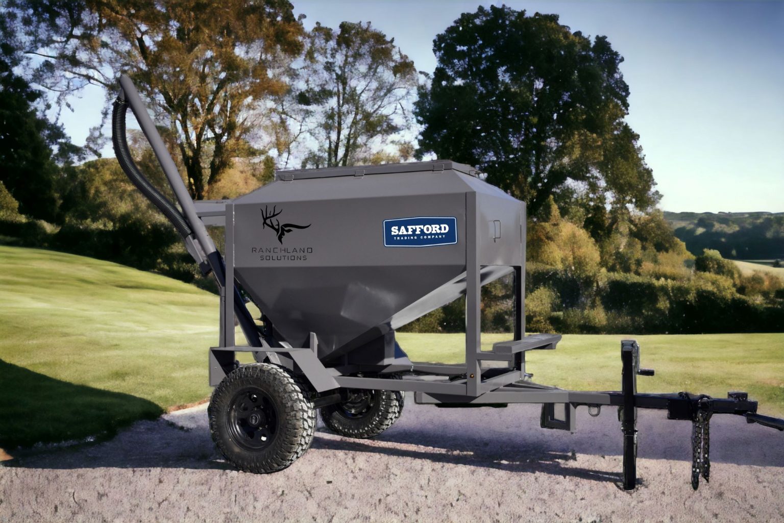 Ranchland 1.5 Ton Mobile Hopper Rear Discharge W/ Off Road Pkg ...